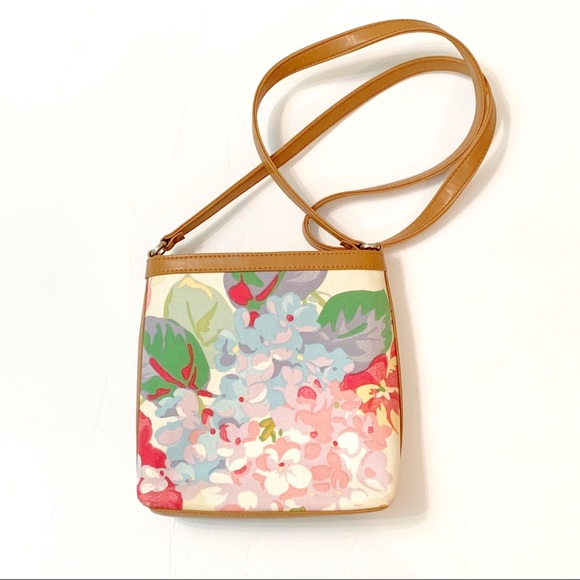 Fossil | Bags | Fossil Floral Printed Leather Canvas Spring Crossbody ...